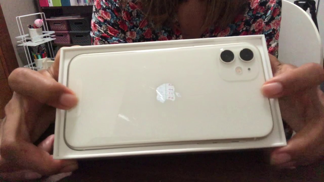Apple iphone 11 Unboxing - YouTube