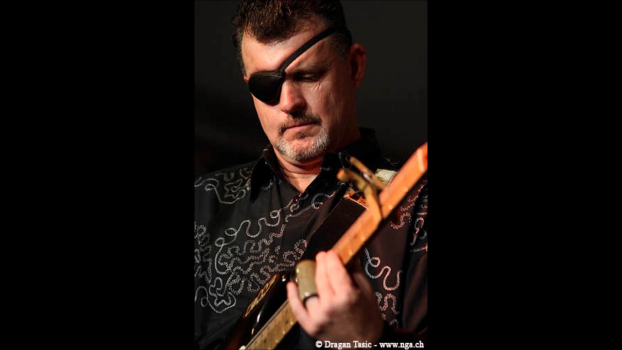 Mike Morgan & The Crawl - Frankie's Blues - YouTube