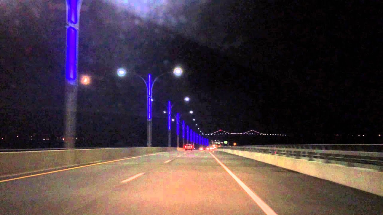 Sakonnet River Bridge lights, July 5, 2014. - YouTube