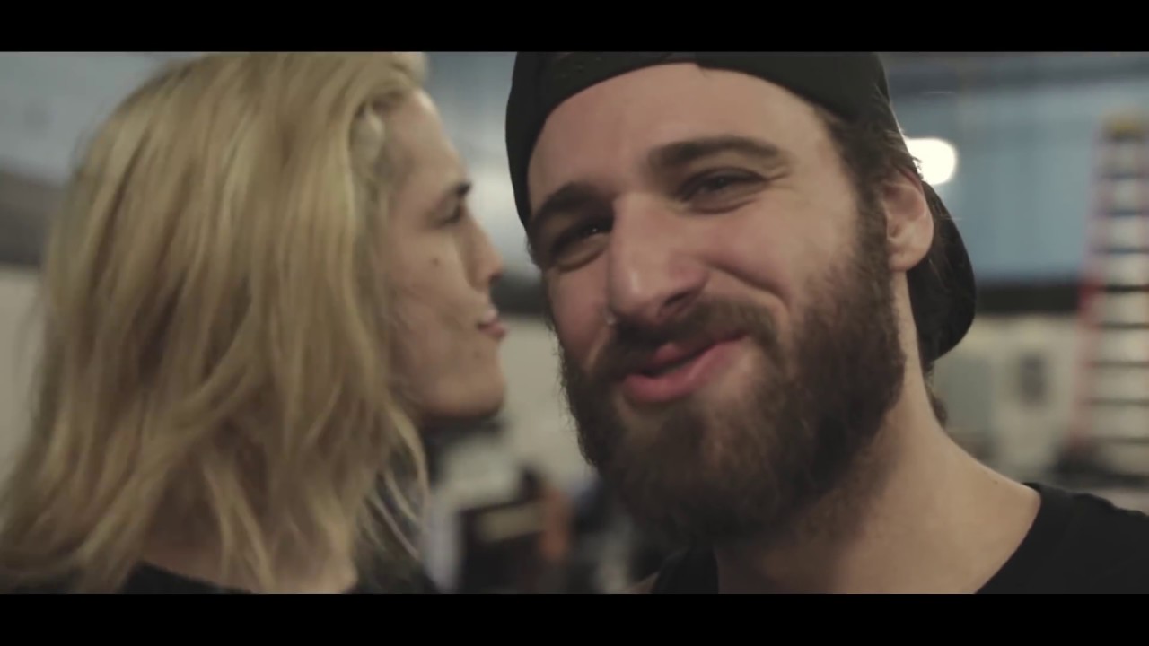 what does lit af mean in slang - What Does Mania