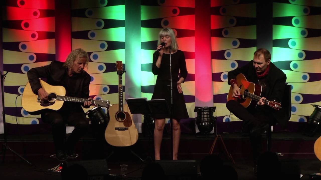 CARSTEN BO & BAND - MELLEM VENNER - YouTube