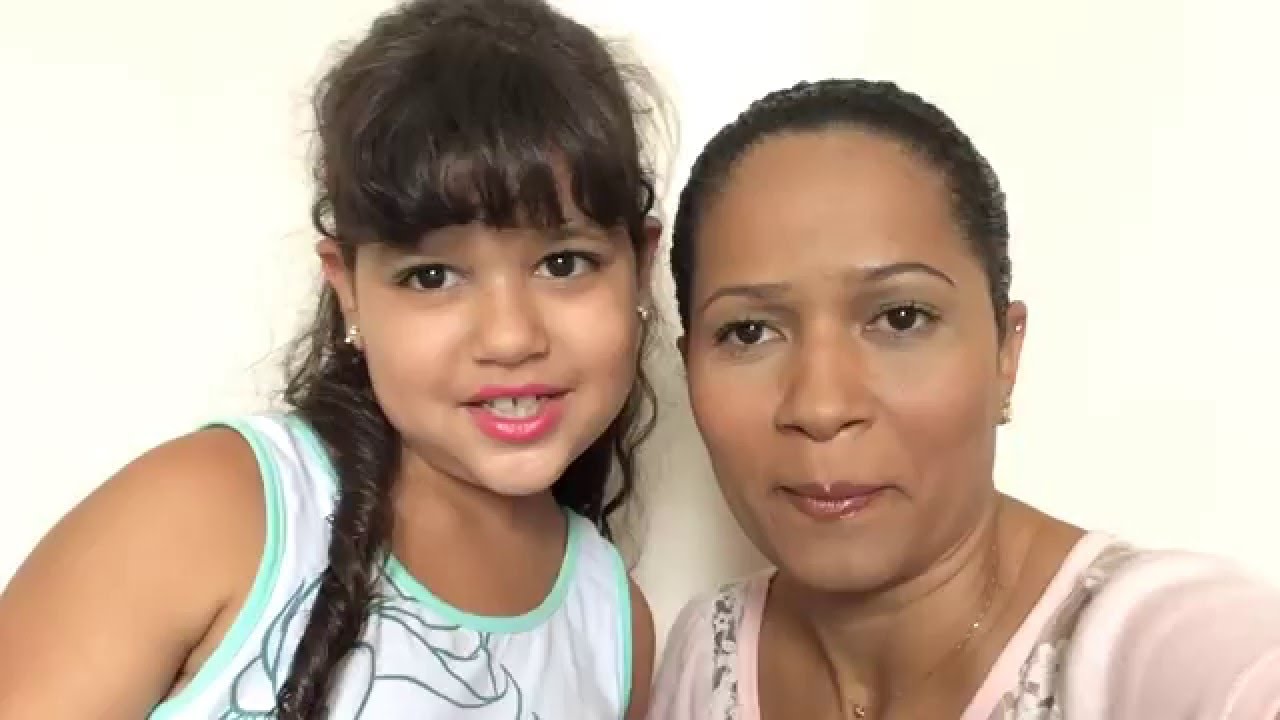Sobrinha Maquiando Feat Gabi Youtube
