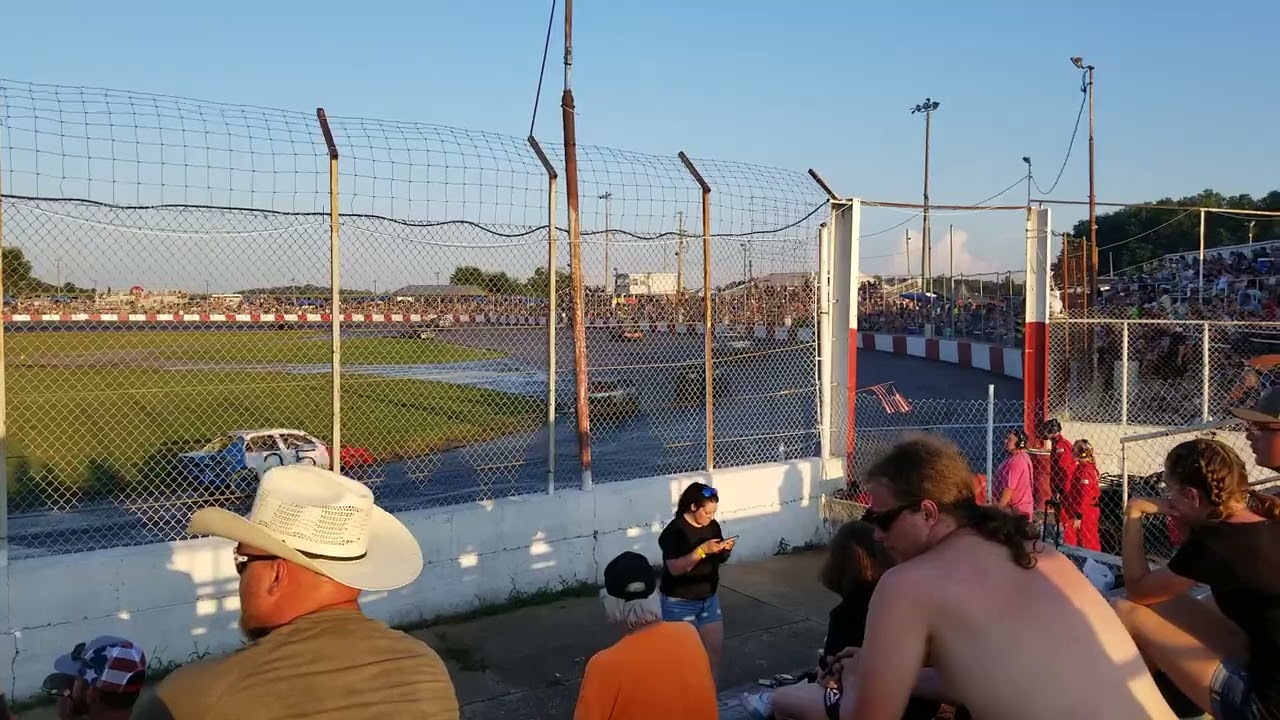 Enduro Race New Paris Speedway August 6 2022 - YouTube
