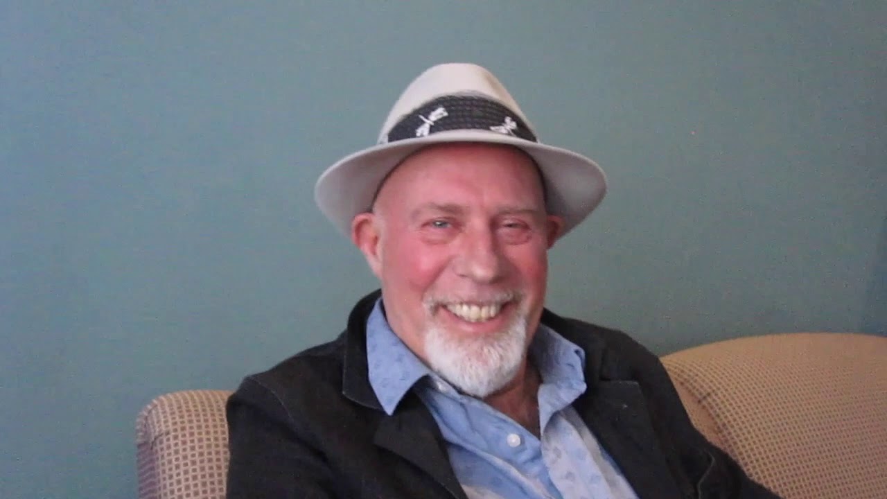 Interview with Harry Manx - YouTube