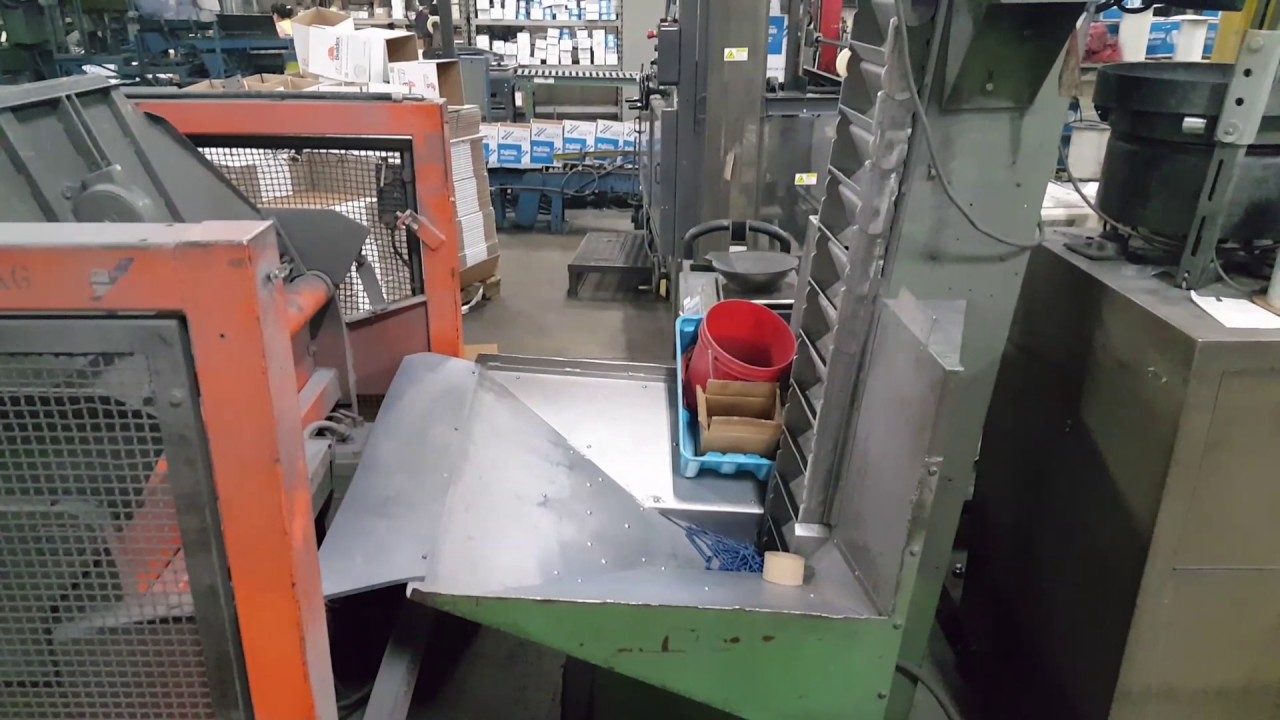 Feeder + Scale + Bagger II - YouTube