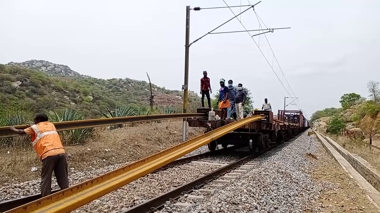 RAIL PANEL unloading - YouTube