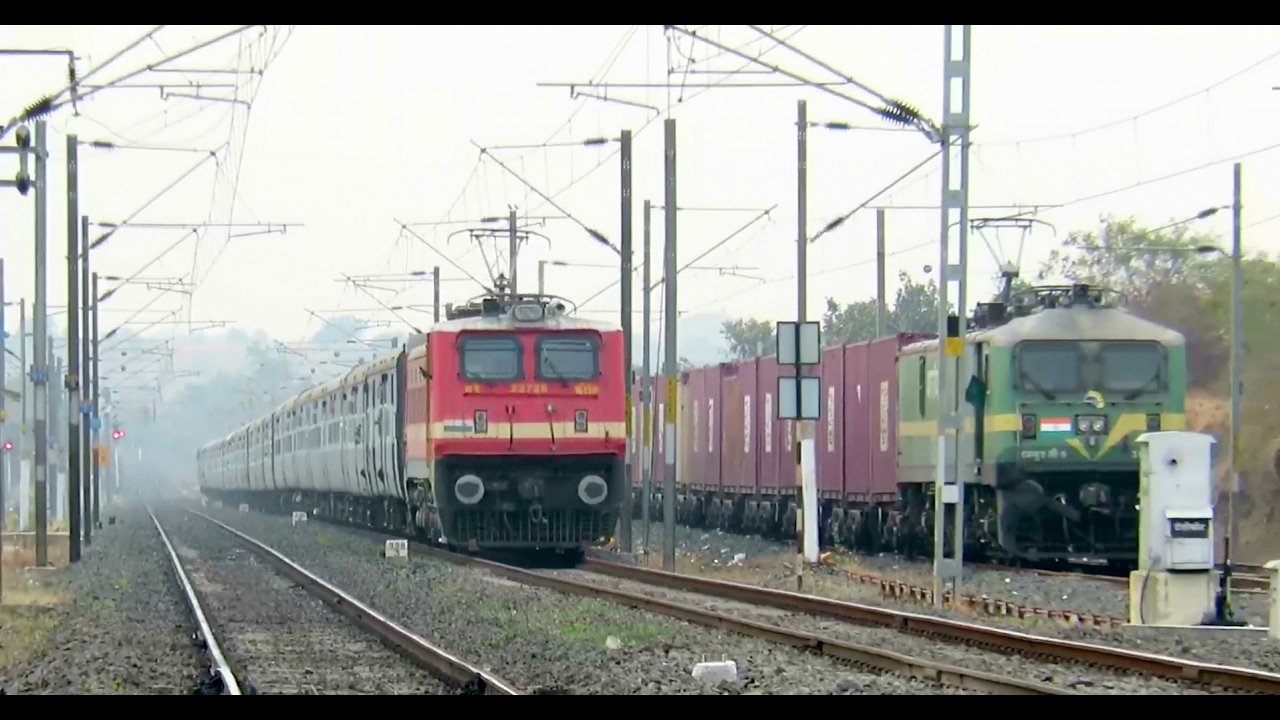 You Beauty !! 88 Years Old : Grand Trunk Express Sets Tracks On Fire ...