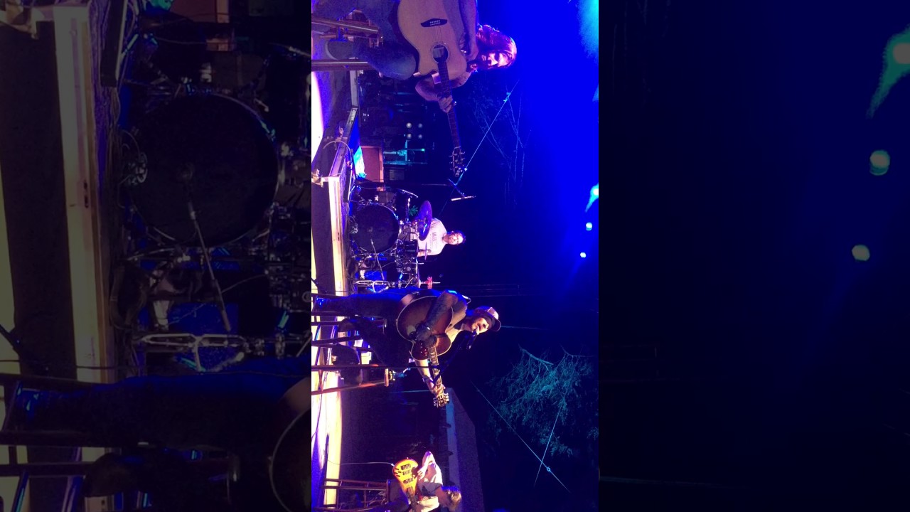 Aaron Lewis Epiphany-Zoe Jane-Its Been a While LIVE - YouTube