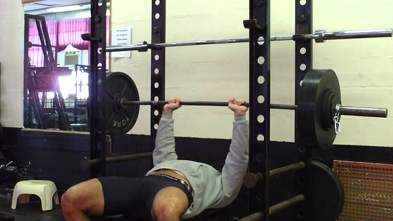 Damien Pezzuti - 350lb Dead Bench Press w/Close Grip @ 182lbs - YouTube