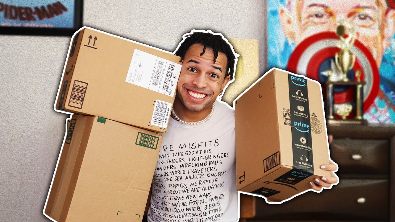 UNBOXING ALL OF YOUR FAN MAIL! YOU WON'T BELIEVE WHAT I GOT... - YouTube