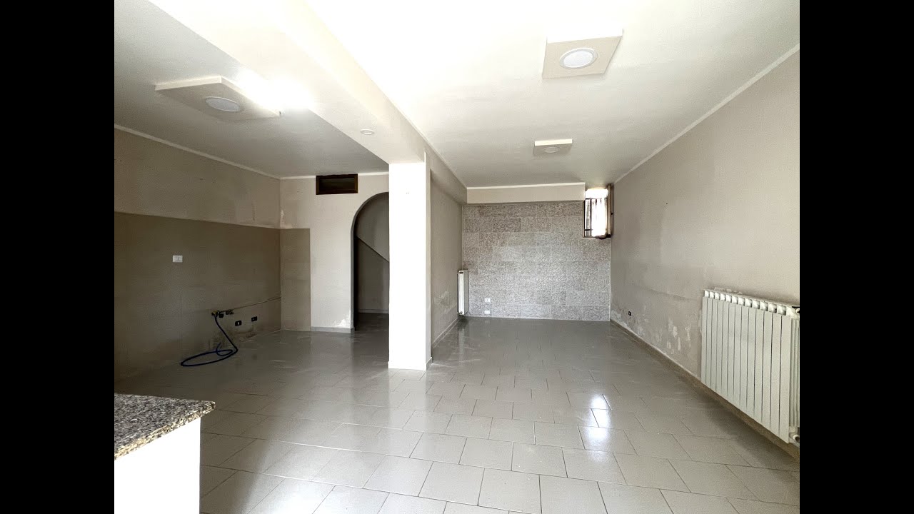 FUTUROCASA APICE: Casa semindipendente ristrutturata in vendita a ...