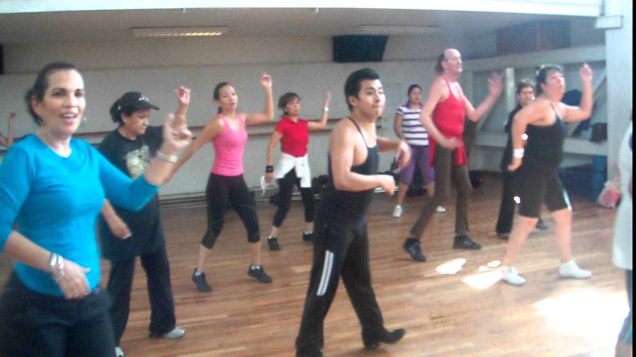 shhh! de kumbia kings paso a paso por Thomas Berber - YouTube