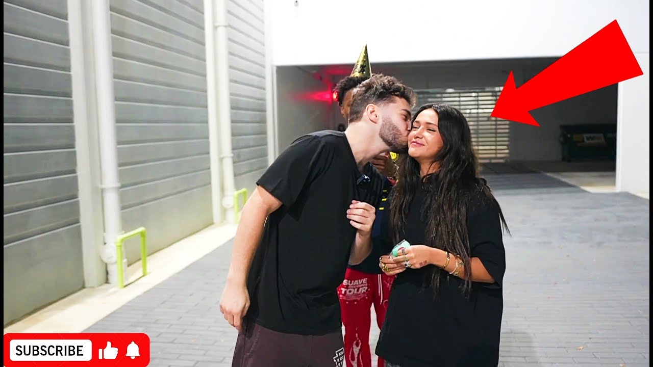 IShowSpeed Surprises Adin Ross With His Girlfriend DemiSux - YouTube