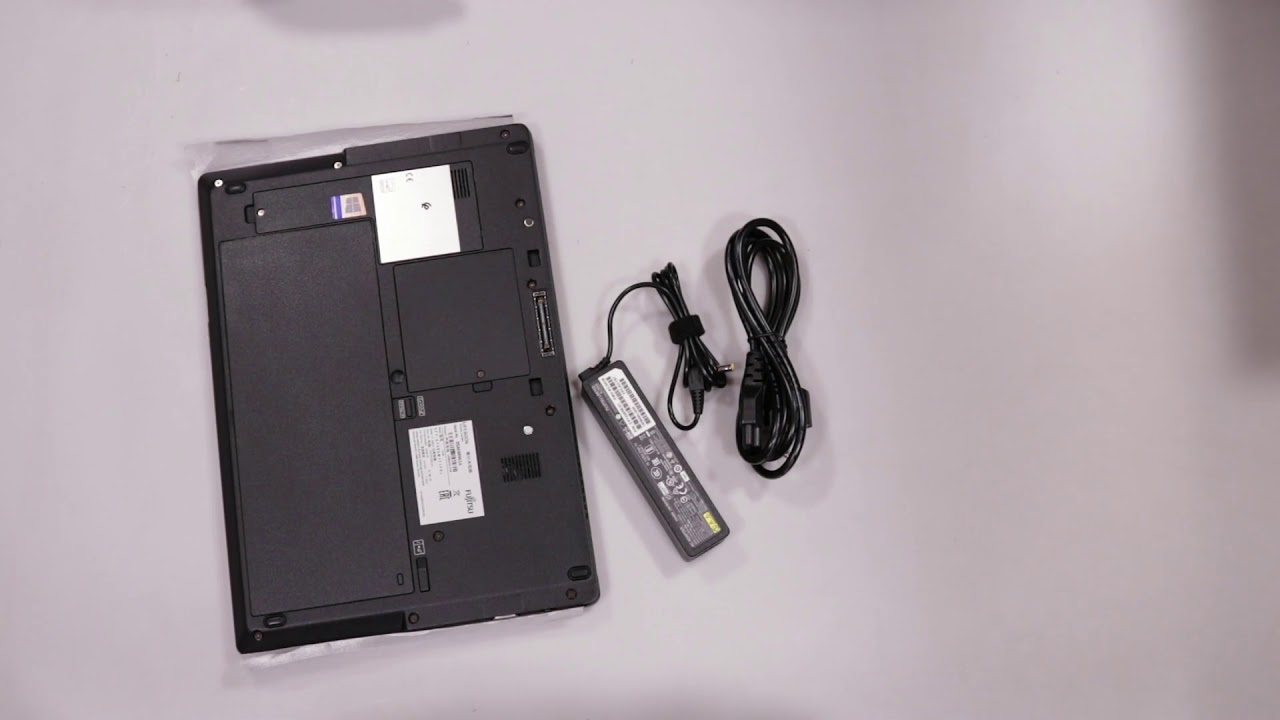 Unboxing Fujitsu Lifebook U748 hands on - YouTube