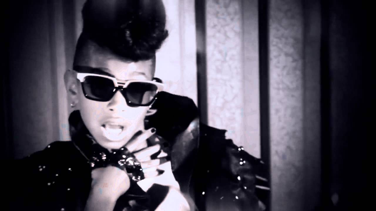Willow Smith - Rockstar Official Video - YouTube