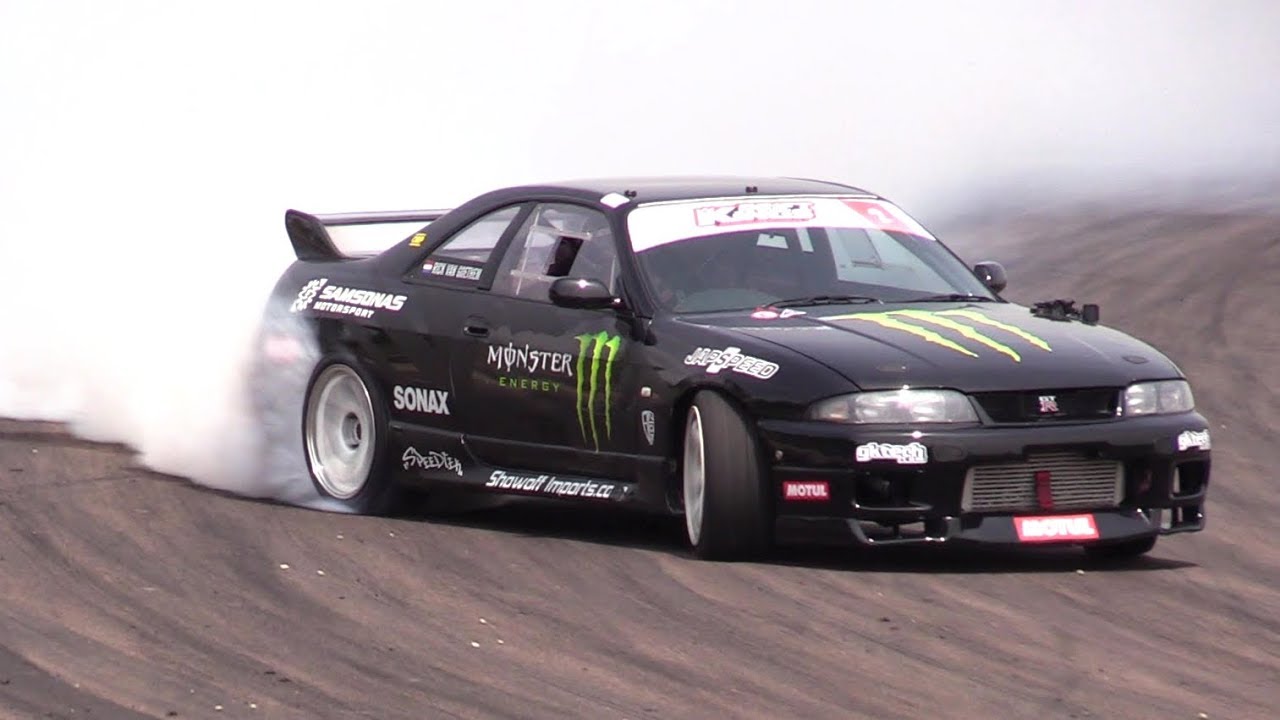 Nissan GT-R Skyline R33 drifting - Rick van Goethem on board + RB25DET ...