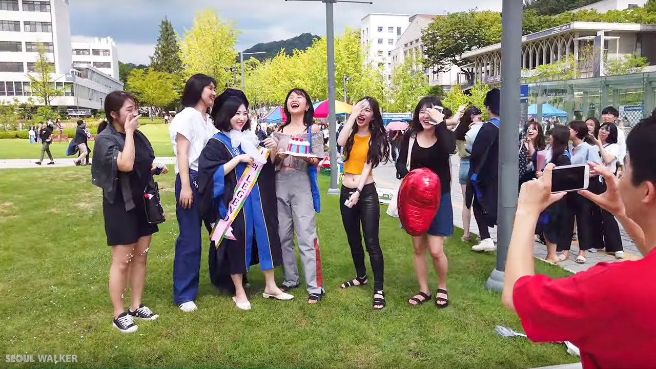 [4K] Graduation Ceremony of Yonsei University | Walking Around Seoul ...
