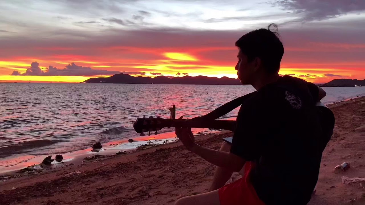 មិត្តភក្តិលាក់ស្នេហ៍ original Song by Na Ren - YouTube