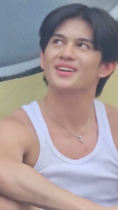 Can we just take a moment to appreciate the perfection that is Matthew Uy? 😍 - YouTube