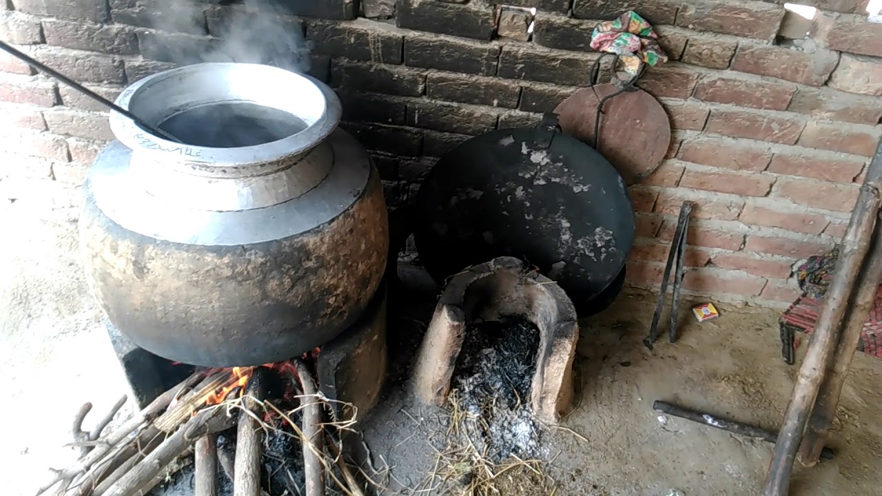 Cooking a Daig in Chichawatni - Desi Food - Cooking Desi Food in ...