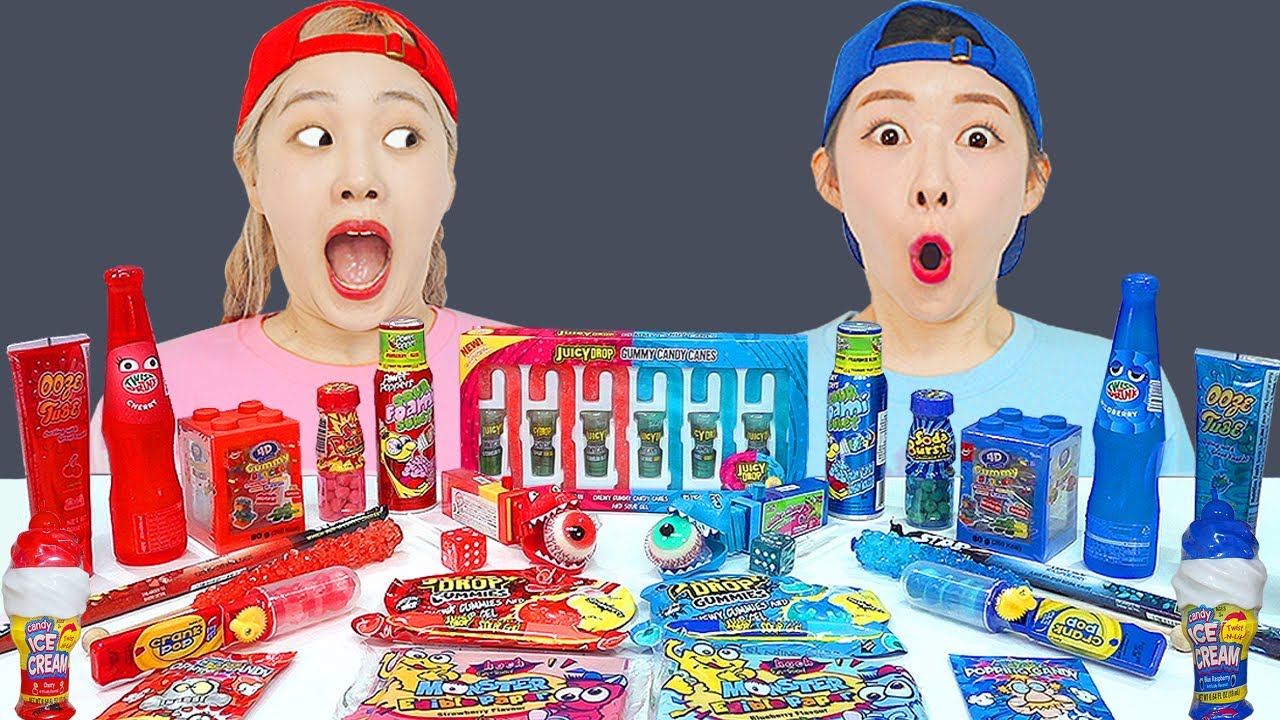 ASMR MUKBANG 직접 만든 디저트 레드 블루 먹방! RED BLUE DESSERT EATING Boram Yummy ...