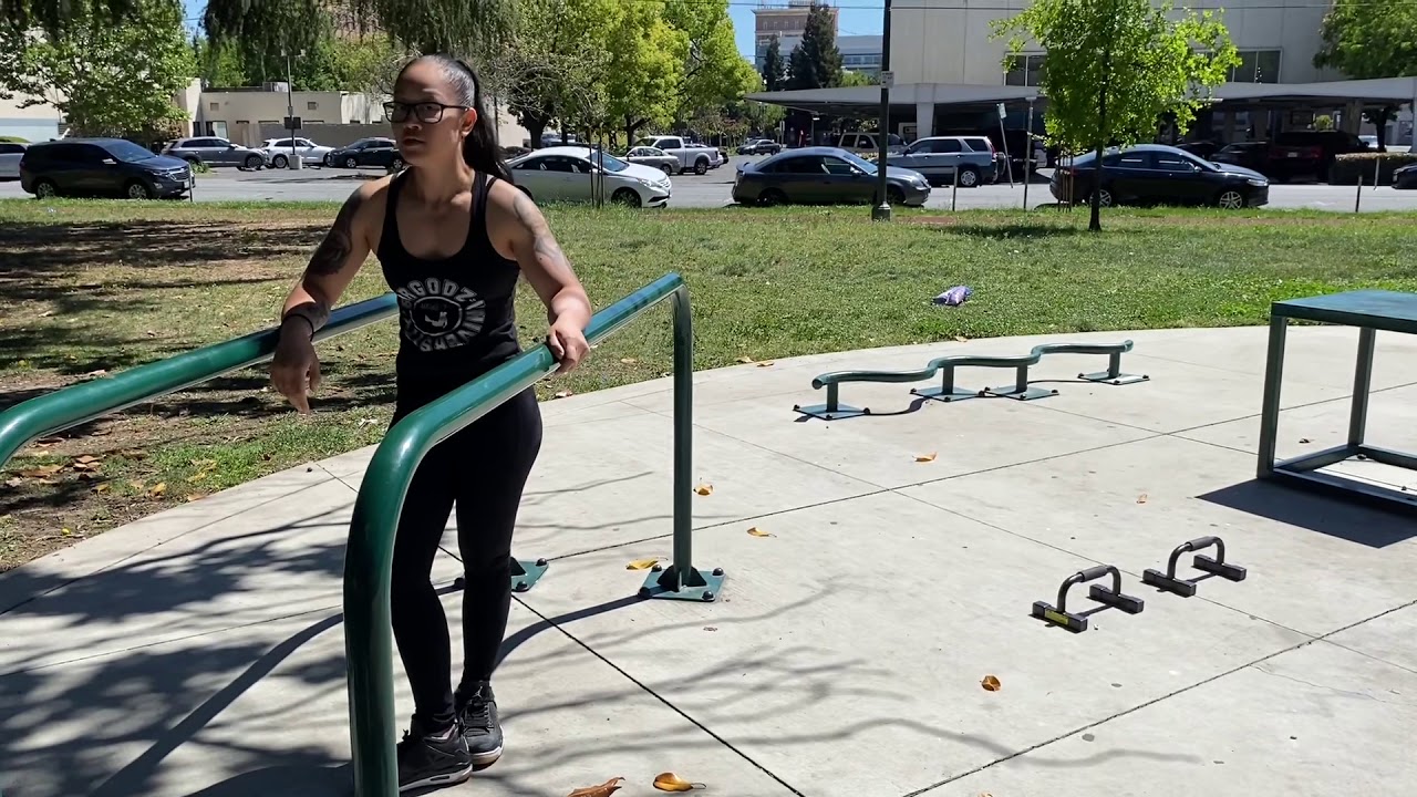 DIPS AND PUSHUPS | PUSH WORKOUT | CALISTHENICS TRAINING - YouTube