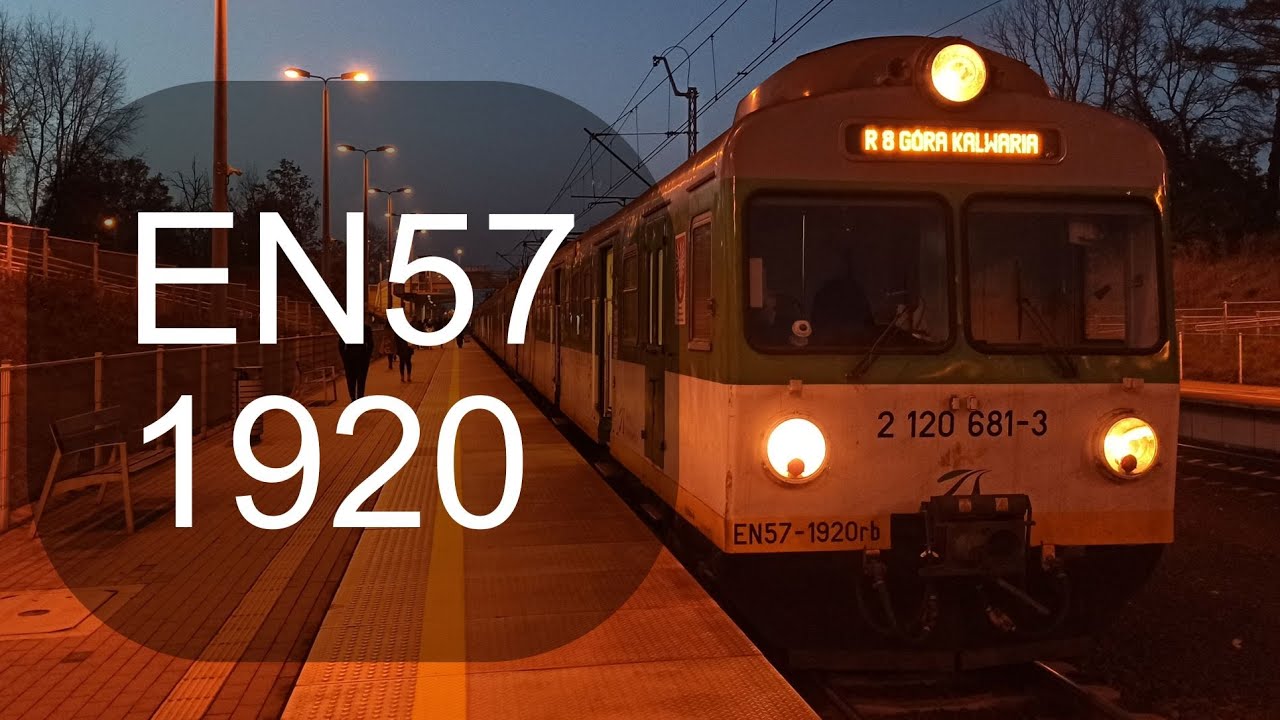 EN57-1920 + EN57-1807 na stacji Piaseczno - YouTube