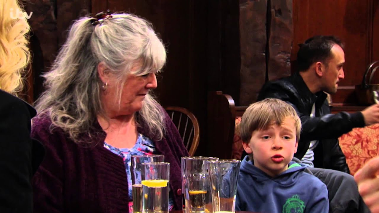 Cameron Notices That There's Something Going On Between Declan And ...