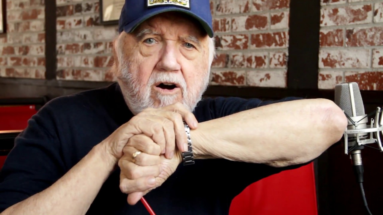 V.O. with Joe: Chuck McCann - YouTube