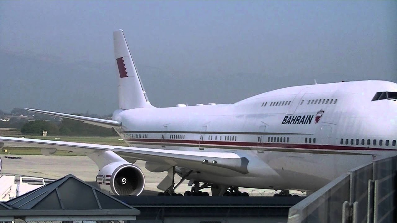 King of Bahrain's Private B747 in Geneva - YouTube