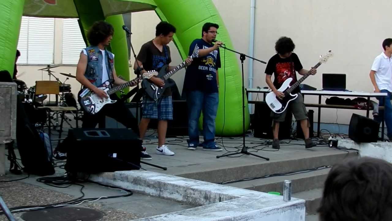 Raining Beer - Concerto Escola Secundária do Restelo 2012 - YouTube