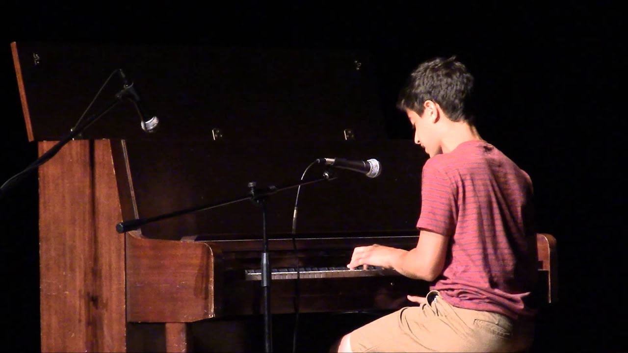 Jude singing Stitches - YouTube