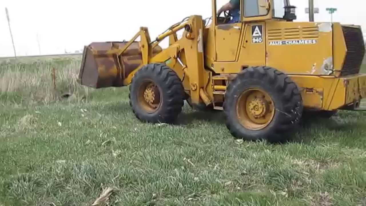 Allis Chalmers 940 Wheel Loader on bigiron.com Auction - YouTube