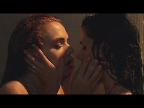 Flor y Jazmín | Hacen el amor en la ducha