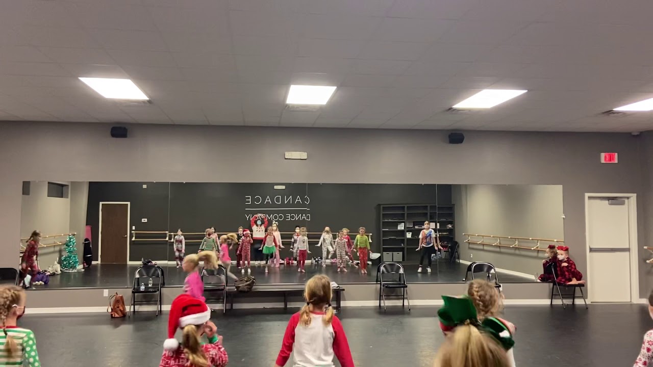 Mini Comp Dance - YouTube