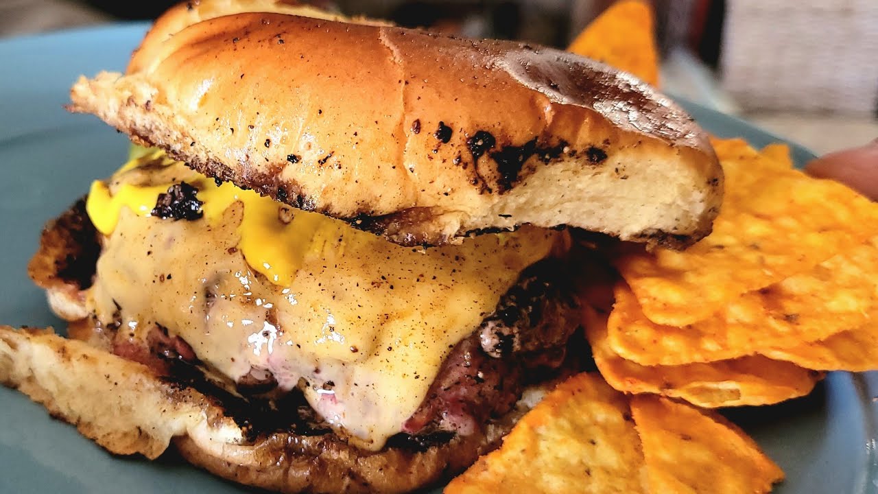 The best cheeseburger cooked on a flat top - YouTube