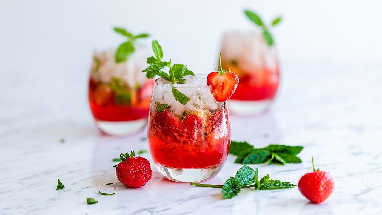 How to make a refreshing strawberry jam drink in less than 5 minutes ...