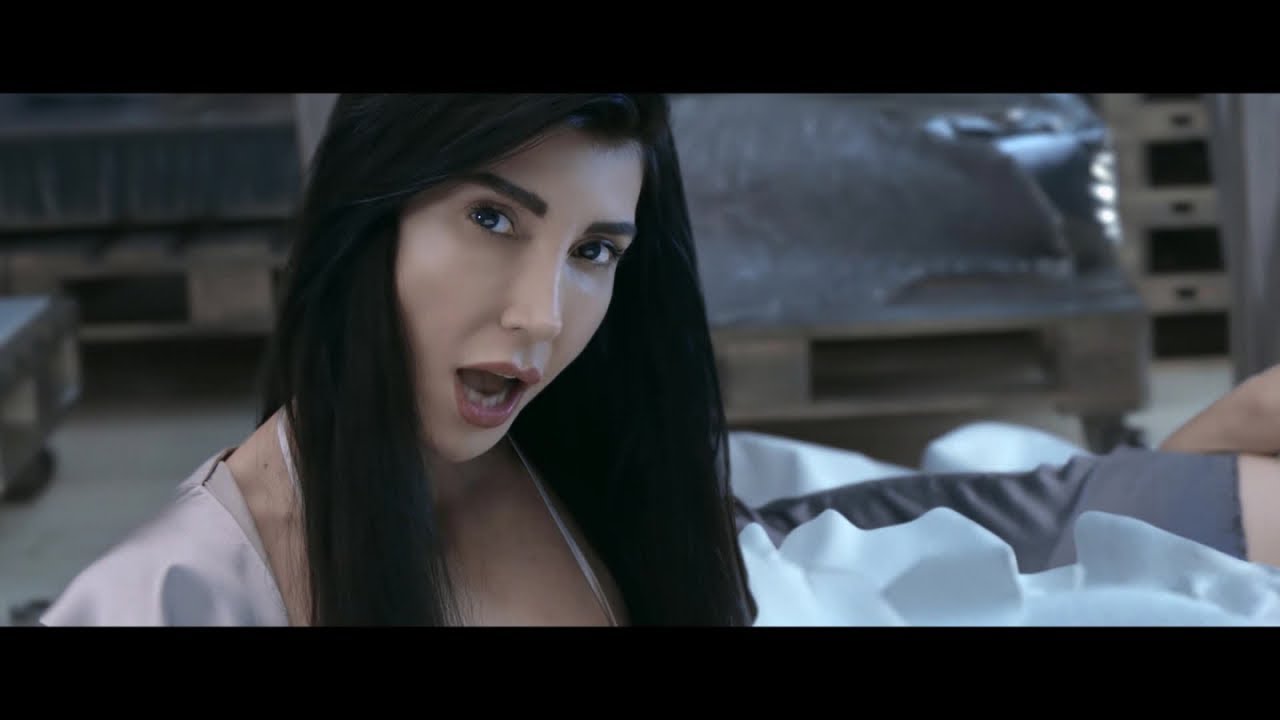 Hande Yener - Love Always Wins (Official Video) - YouTube