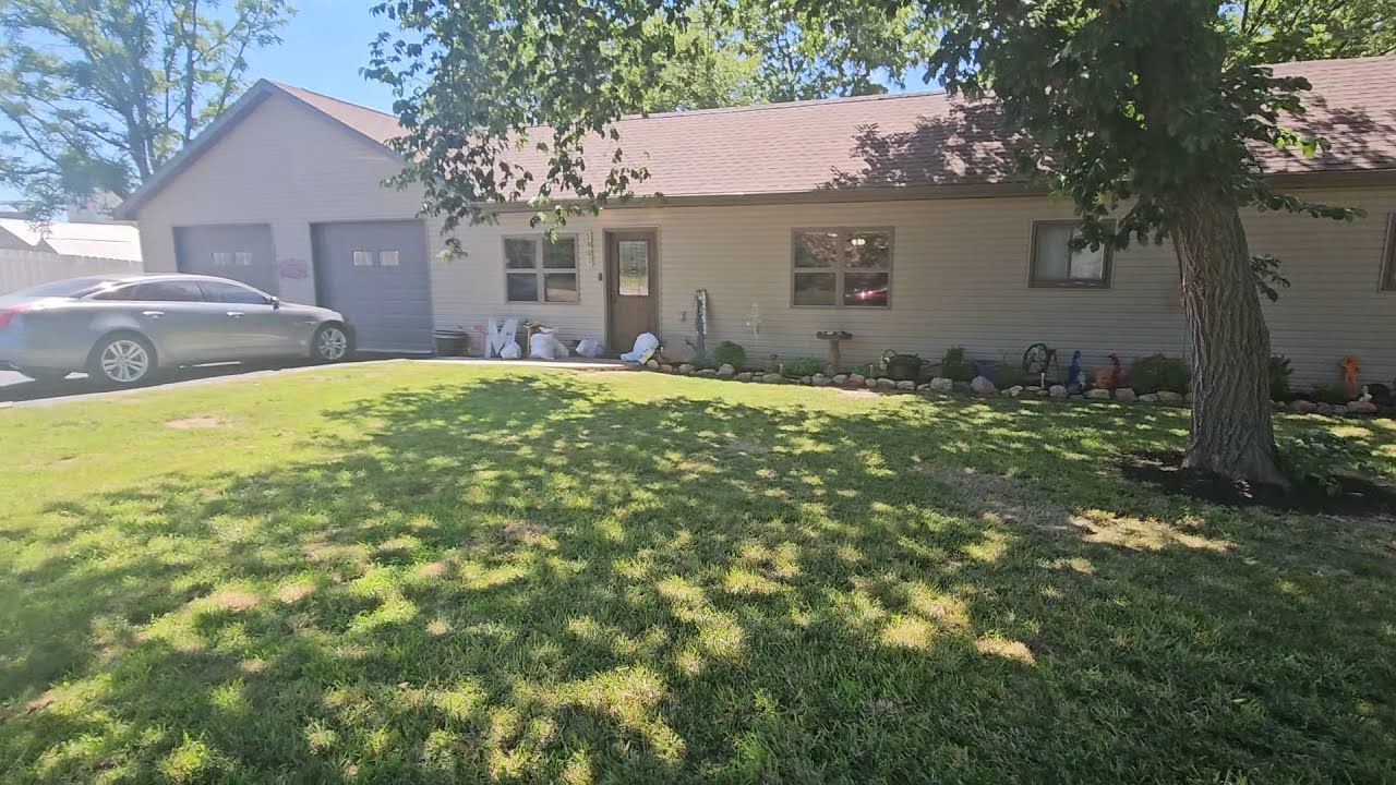 Virtual Tour 1901 S 9th, Beatrice, NE - YouTube