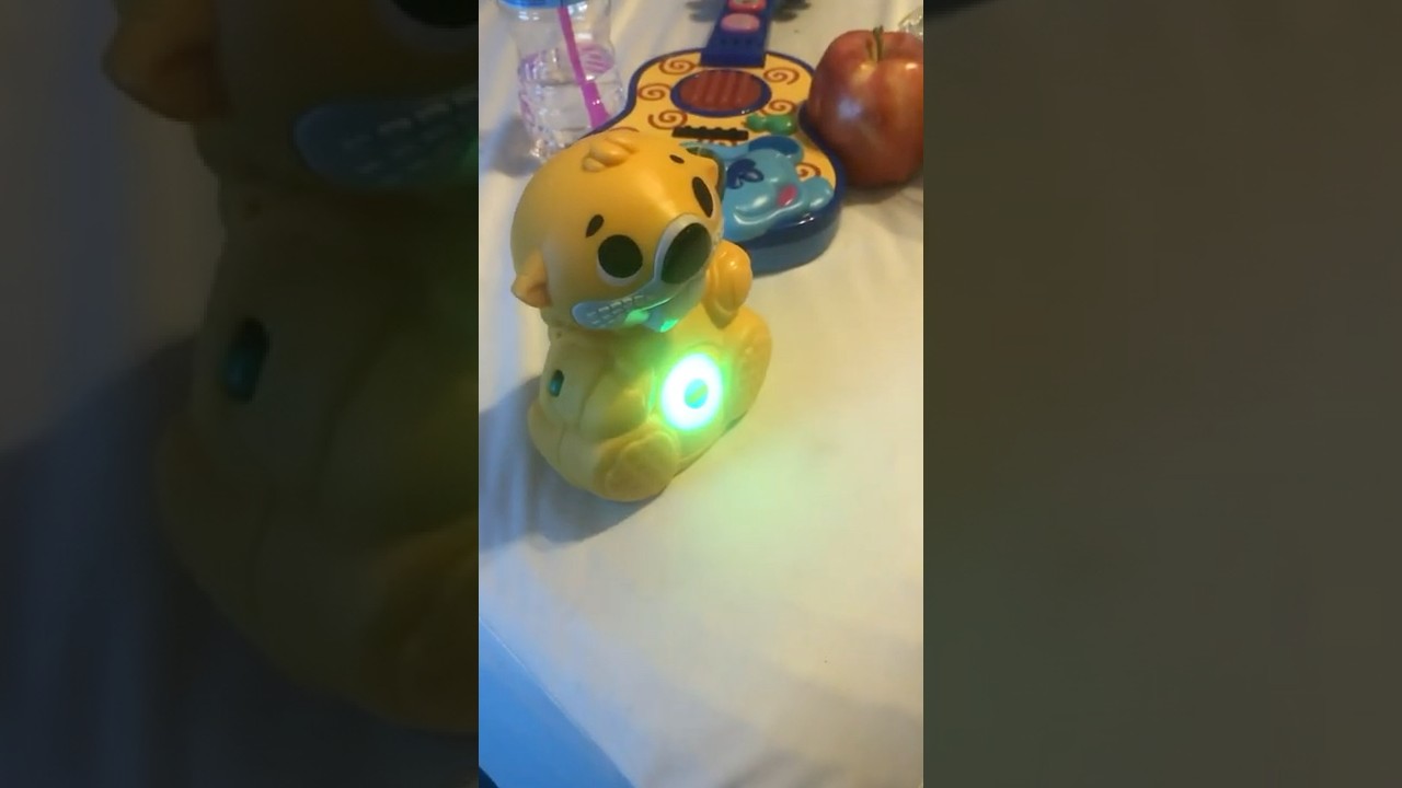 Fisher-Price Linkimals Boppin' Beaver Musical Baby Toy - YouTube