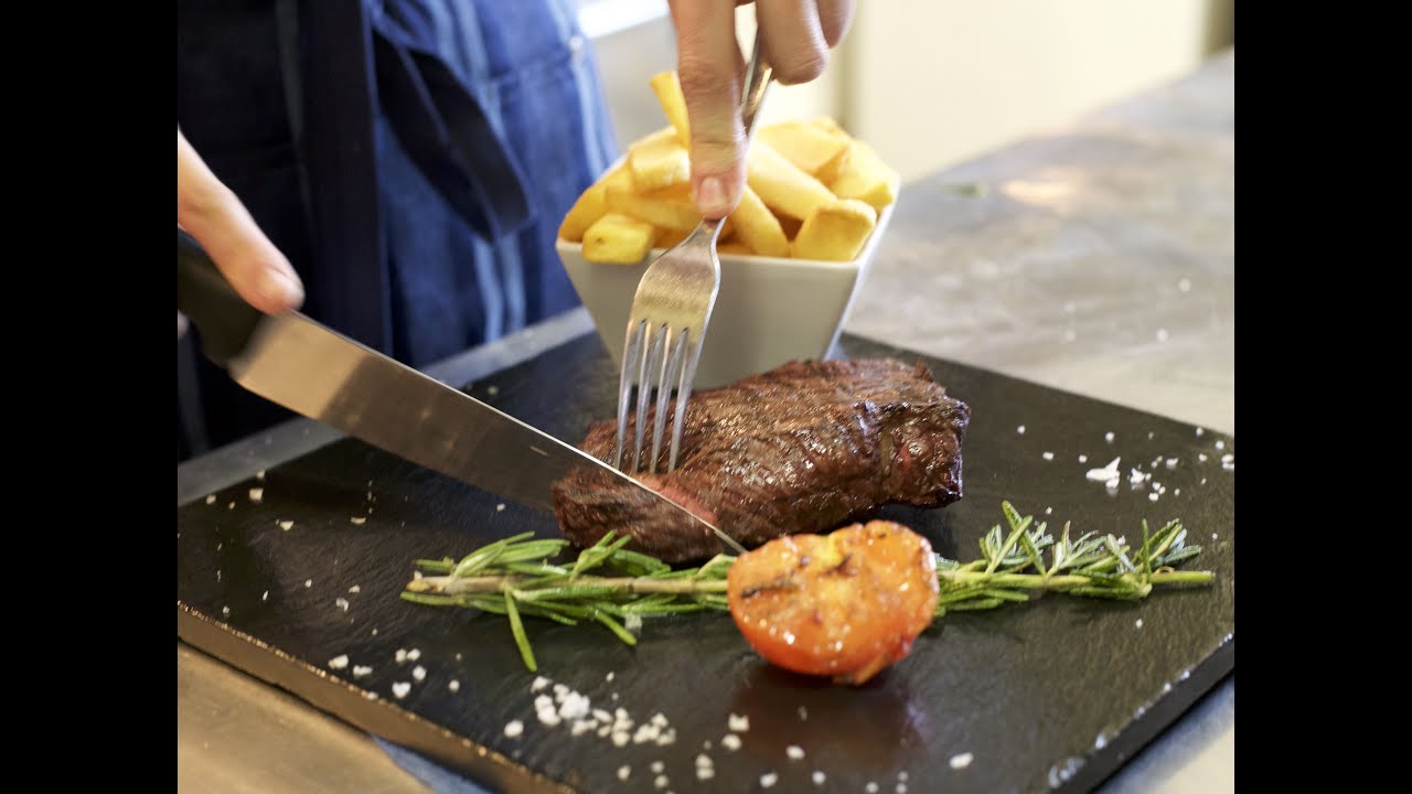 How to Cook Pavé Steak | The Old Bank | Kemptown - YouTube
