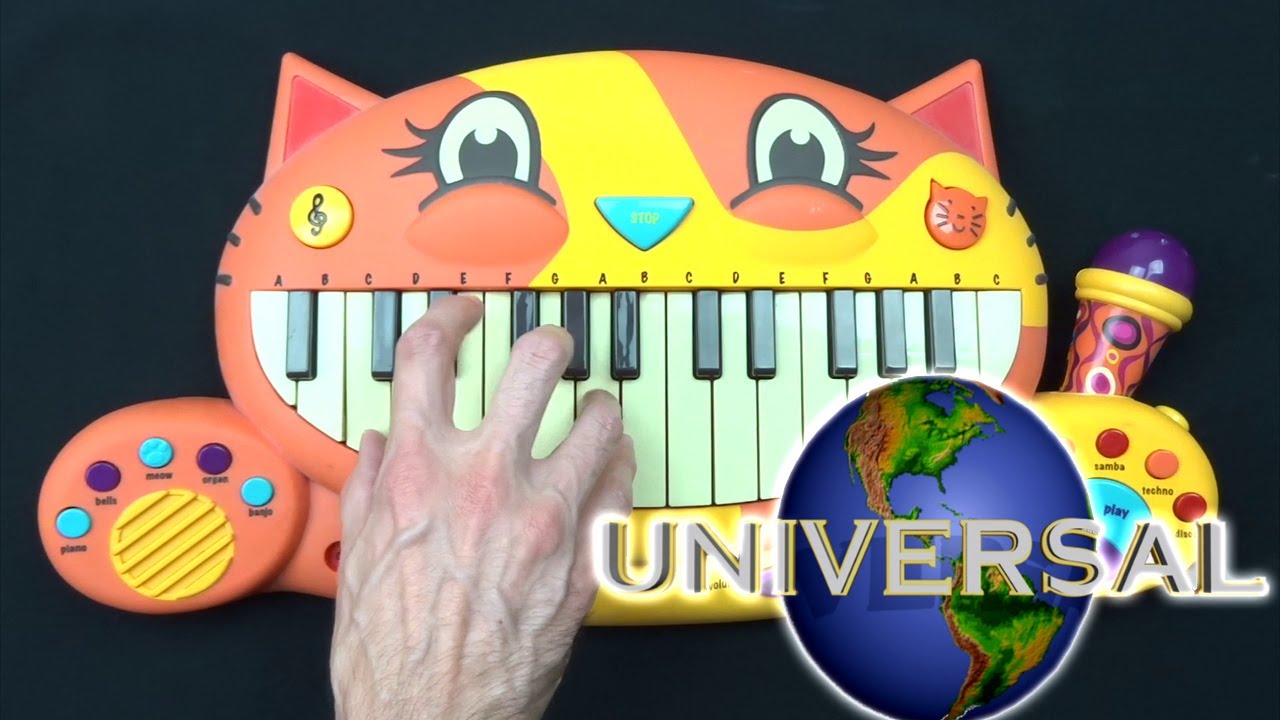 HOW TO PLAY UNIVERSAL STUDIOS INTRO ON A CAT PIANO - YouTube