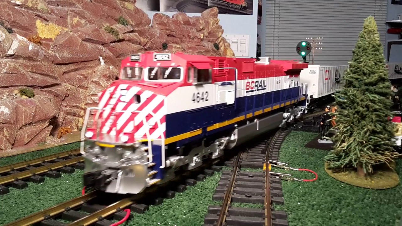CN Roadrailer By Aristocraft Trains - YouTube