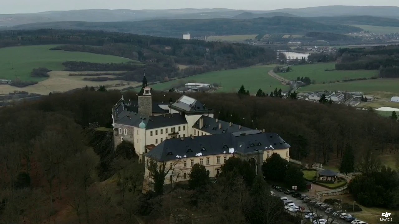 Zámek a hrad Zbiroh - YouTube