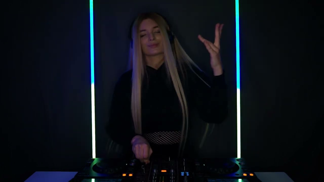 TECHNO MIX DJ DELUNA | TIK TOK SONGS | Rave &Techno remix 4K - YouTube