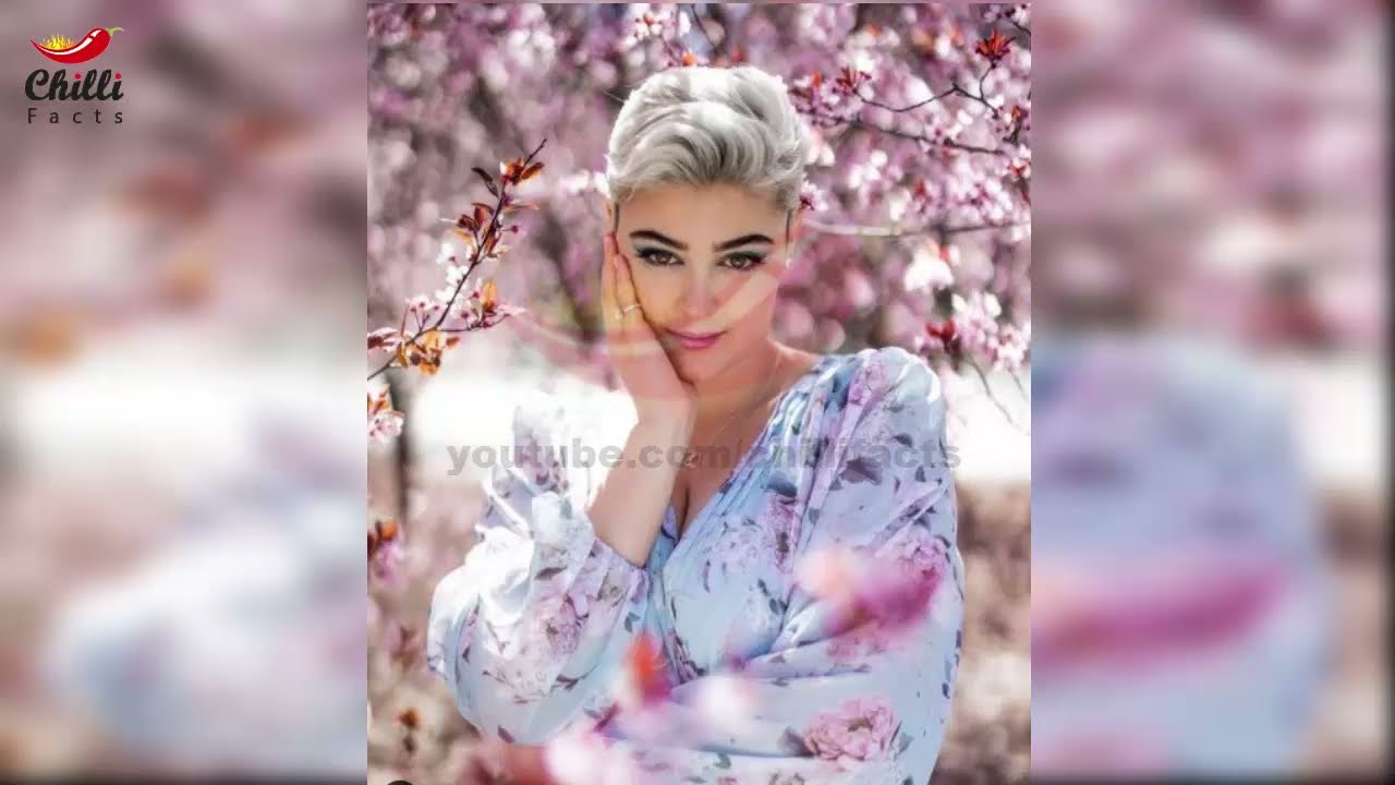 Australian Plus Size Curvy Fashion Model Stefania Ferrario Bio, Age ...