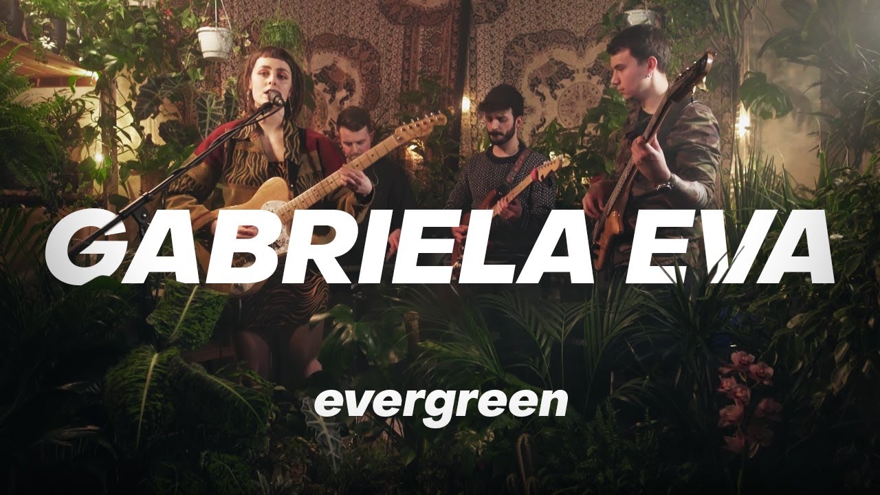 Gabriela Eva - Hey | evergreen live - YouTube