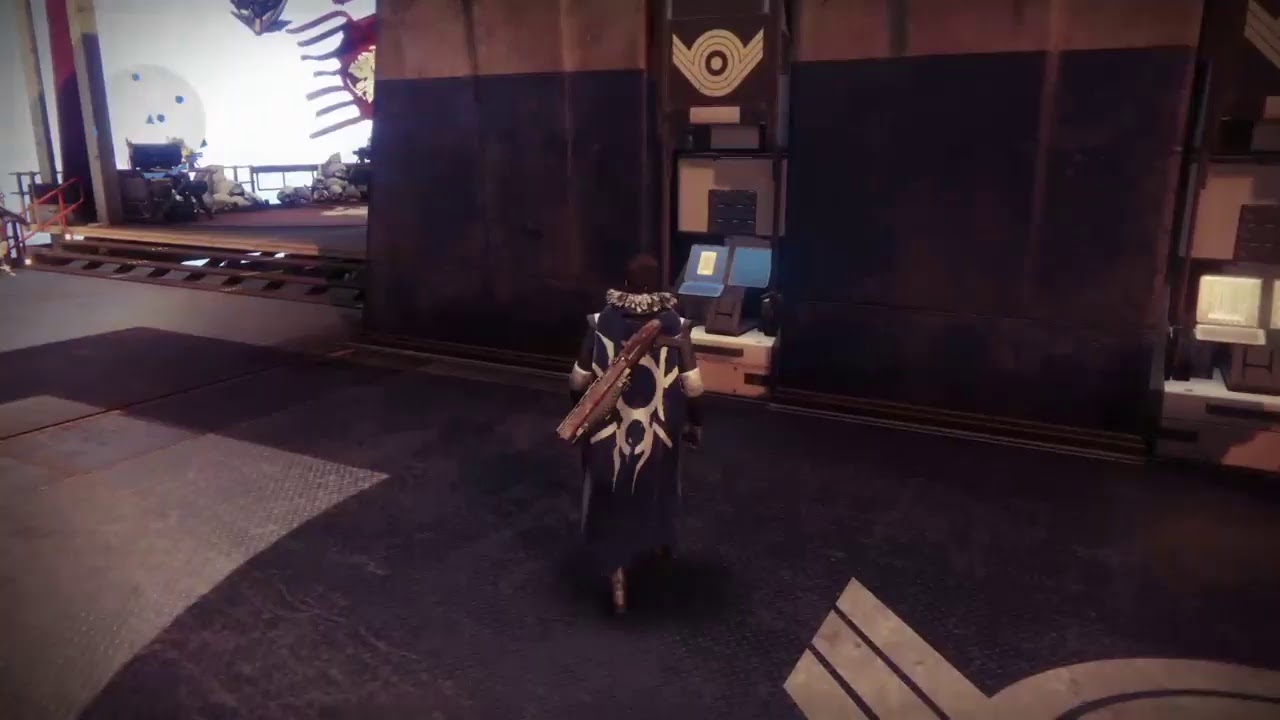 Playing Destiny 2 and drinking beer - YouTube