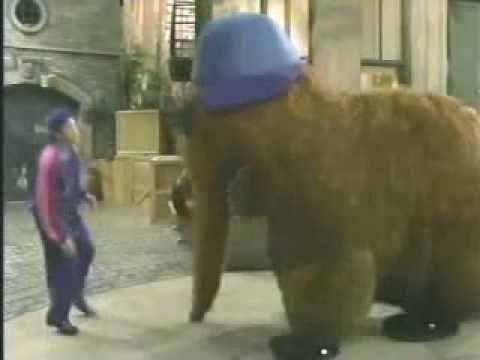 Sesame Street - Snuffy taps and raps with Savion - YouTube