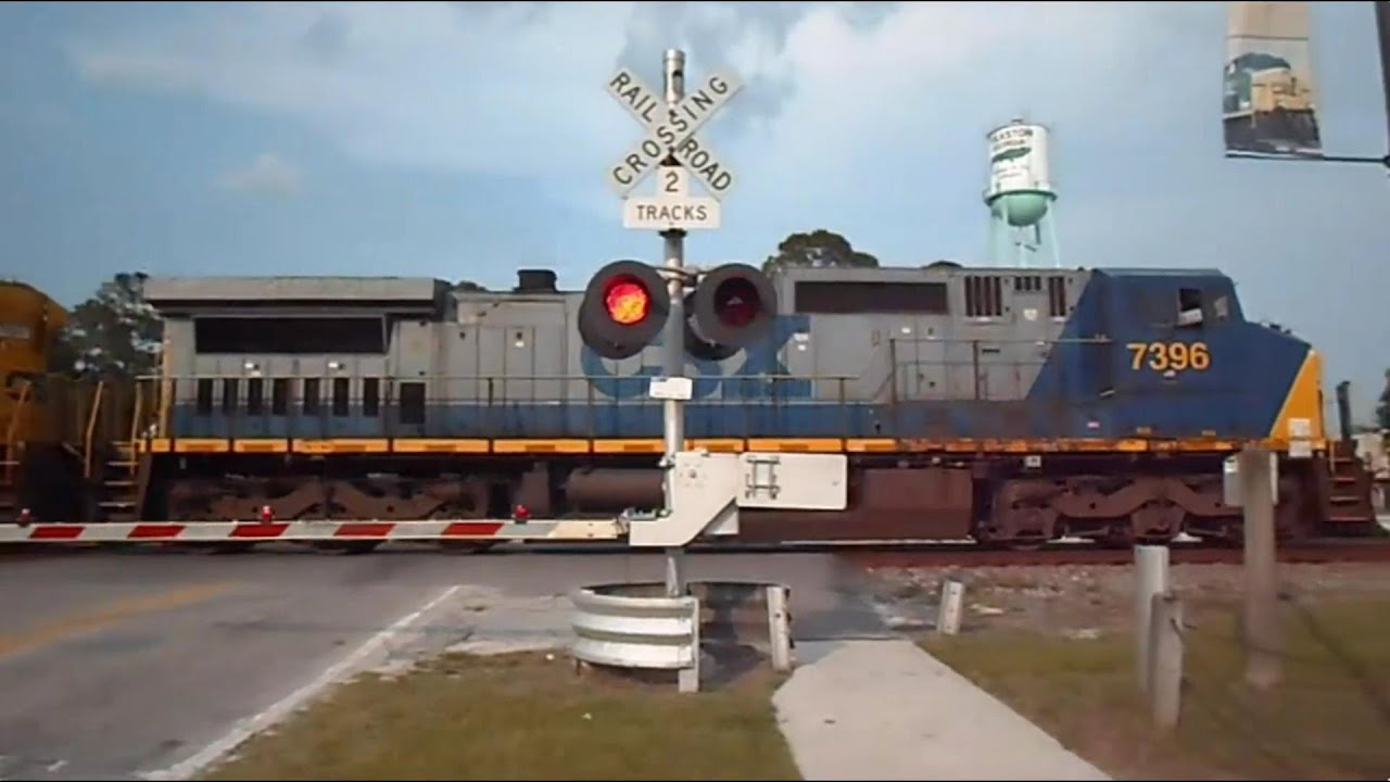 Train Meet Folkston Georgia - YouTube